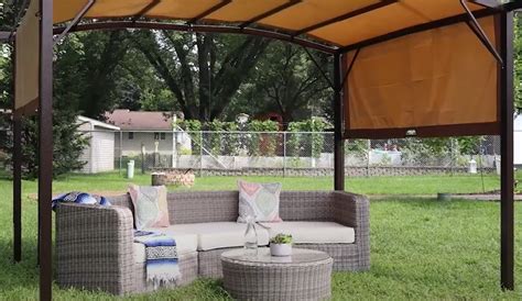 Gazebo Vs Canopy Whats The Difference GardenProfy