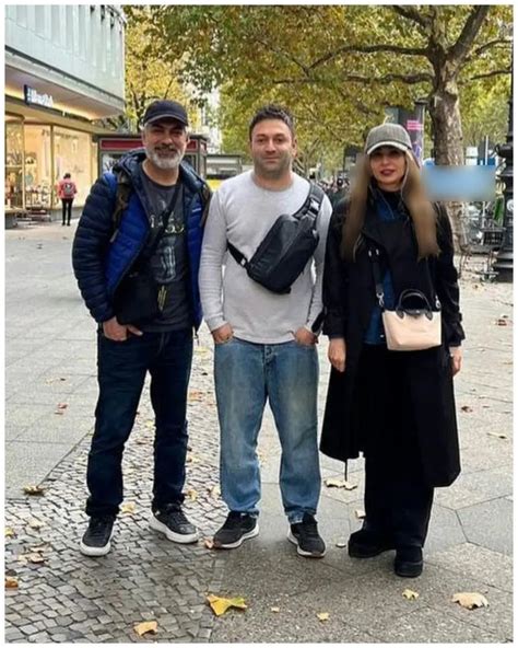 عکس استایل زیبا و جذاب رعنا آزادی ور در خیابان های اروپا بدون روسری در کنار شوهرش بیوگرافی