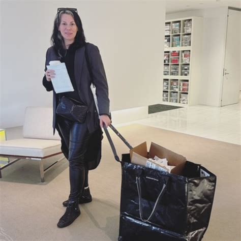 Meet Lacey Lechner The Founder Of Dkmr Projects With 18 Years Of