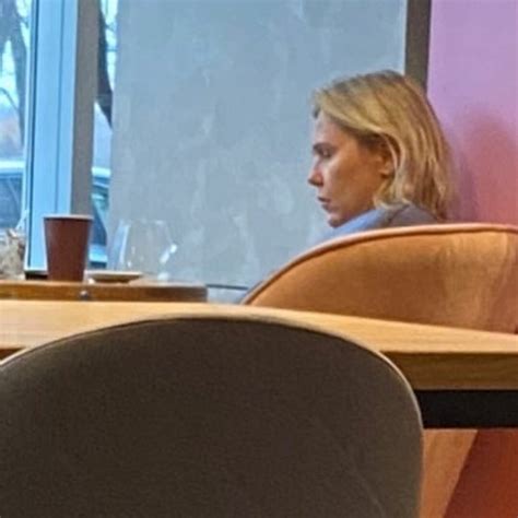 Джулия Ванг Безумное возвращение Thomas Winsor Newton Томас Винзор Джулия Ванг Thomas