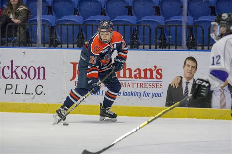 Elizabeth Dohner Womens Ice Hockey Utica University Athletics