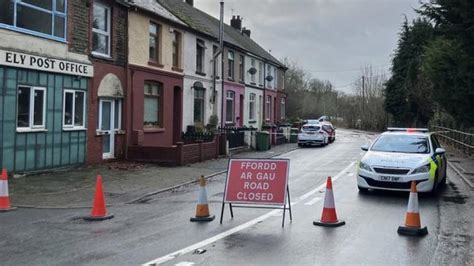 Τραγική σύγκρουση αυτοκινήτου λεωφορείου κόστισε τη ζωή τριών εφήβων στο Coedely της Νότιας