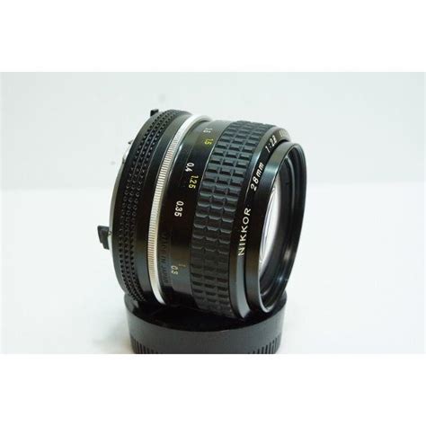Nikon 美しいボケ 単焦点 Nikon Ai Nikkor 28mm F28の通販 By キウイs Shop｜ニコンならラクマ