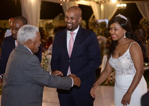 Robert Lowassa Na Stephanie Kaaya Walivyomeremeta Jijini Arusha Watu Mashuhuri Wahudhuria