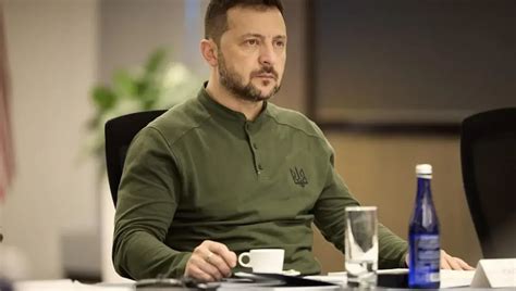 Зеленски Русия се готви за продължителна война не за мир увеличава армията си Фактор