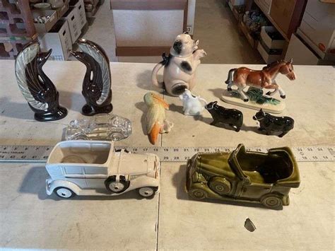 Pig Pitcher Pelican Wall Pocket Etc Legacy Auction Company