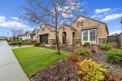Great Location New Home Sunset Views Nature Trails Houses For Rent In