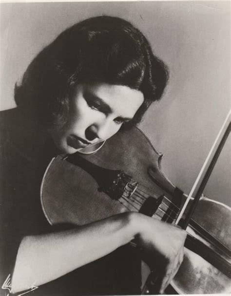 Video How Karen Tuttles Plop Transformed My Left Hand — Travis