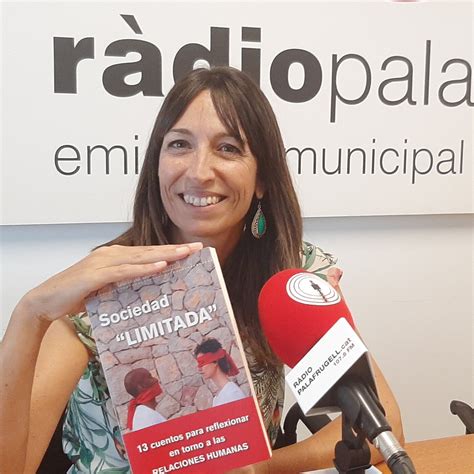 Gemma Soler Ens Presenta El Seu Llibre Sociedad Limitada Ràdio