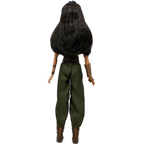 Disney Classic Dolls 2021 Raya 2