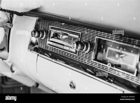 Radio In Dashboard In Interior Of Old Vintage Automobile Stock Photo Alamy