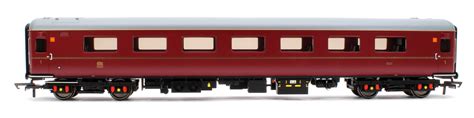 Hornby R30251 Class 67 67002 Special Delivery Business Ews Train Pack