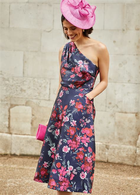 What Can I Wear To The Races At Kristie Cummings Blog
