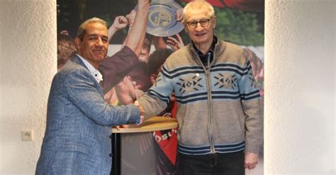 Joop Van Daele 77 Overleden Wat Is Jouw Herinnering Aan De Feyenoord Held Van ‘het Brilletje