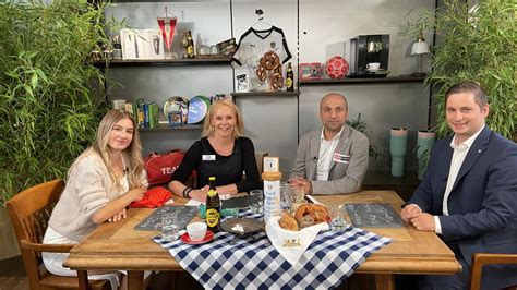 Freundin Sandy Verrät So Tickt Teamspieler Christoph Baumgartner