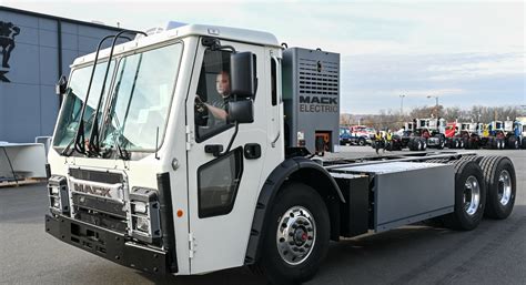 Mack Introduces Vehicle As A Service Financing Plan For Lr Electric Truck News