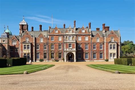 15 Stunning Residences Of The British Monarchy Housely