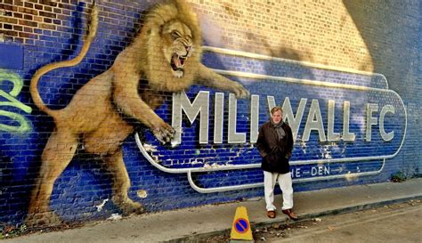 Charles Groenhuijsen En Patrick Van Ijzendoorn Flessenpost Uit Alkmaar