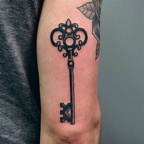 Pin By Michaela Gordon On Ink Me Up Simple Tattoos For Guys Simple
