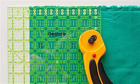 Little Bluebell Tutorial Fast And Easy Half Rectangle Triangles