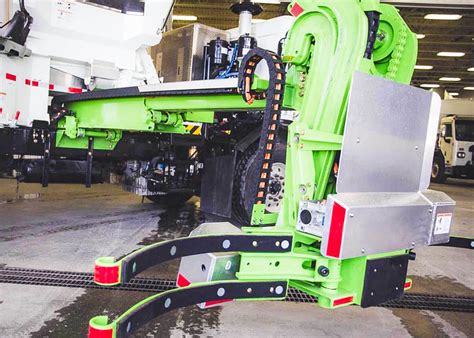 Revamp Electric Side Load Garbage Truck Heil