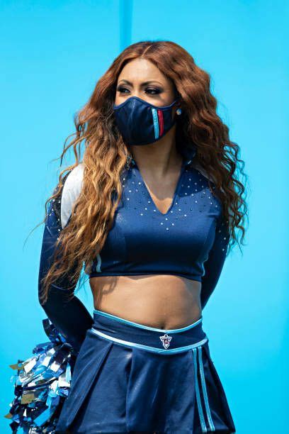 Tennessee Titans Cheerleaders Photos And Premium High Res Pictures