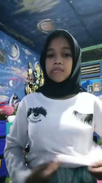 Hijaber Keyla Lepas Baju Indonesia 10mnt 104