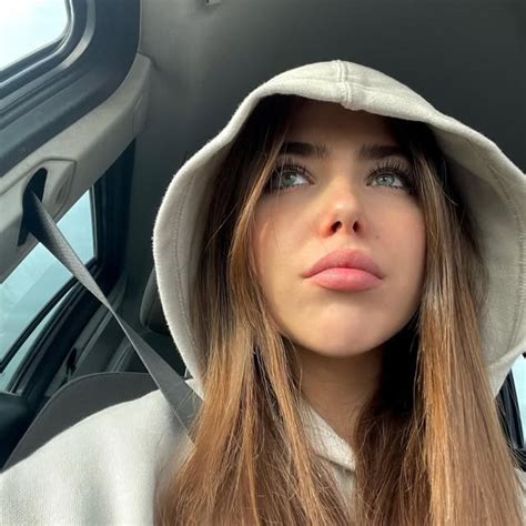 🪐🌊🎧marika Mgl Marika22 • Threads Say More