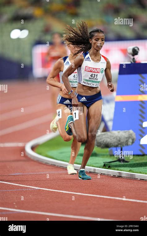 Mekdes Woldu Participating In The 10 000 Meters At The 2022 European