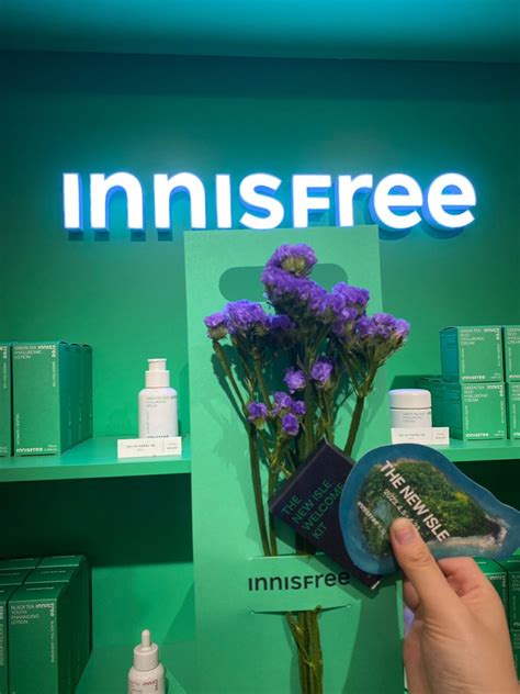 이니스프리 On Twitter 클리오님💚 장안의 화제 이니스프리 The New Isle 29성수 팝업 스토어에 방문해주셔서 감사합니다🌱퇴근 길에 클리오로 답방 왔어요