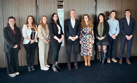 Assermentation De 8 Agents Au Ministère De La Fonction Publique