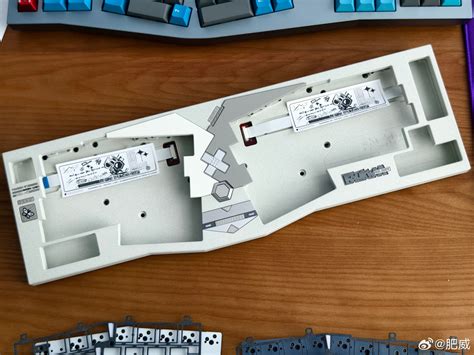 如果说一般客制化键盘是2分钱1分货的话，那matrix的键盘可以算是5分钱3分货… 键盘 客制化 太特 新浪新闻