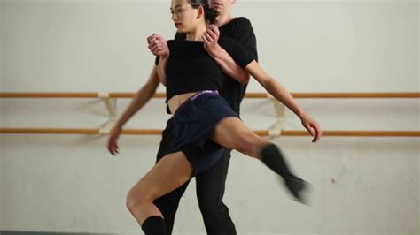 How To Do The Need To Pee Dance Youtube