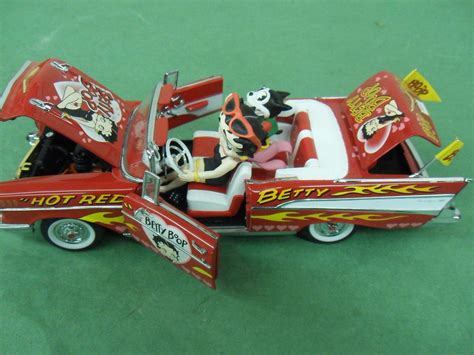 Rare Betty Boop Hot Rod Bettys 57 Chevy Danbury Mint Die Cast 124