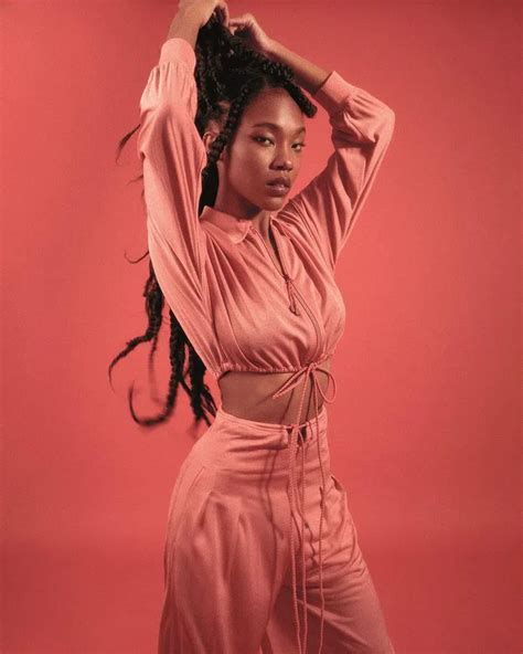 Im Mixed Race And Proud Of It Local Singer Songwriter Keyana Is On The Rise Her World