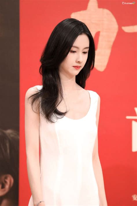 Ghim của abby trên C H I N E S E Nữ thần