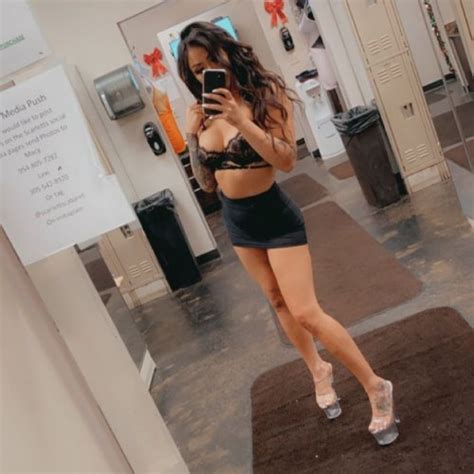 Stripper Locker Room Https Instagram Mswelchh Porn Photo Pics