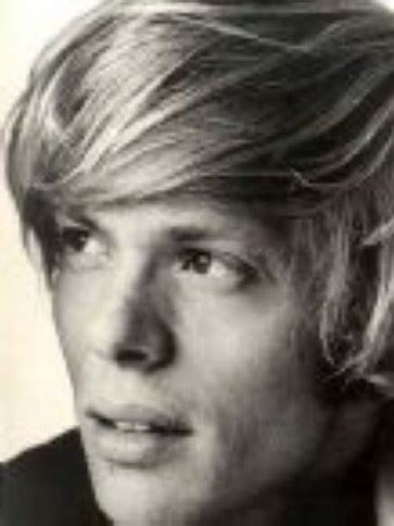 Michael Alan Gothard（actor From The United Kingdom）baiduwiki