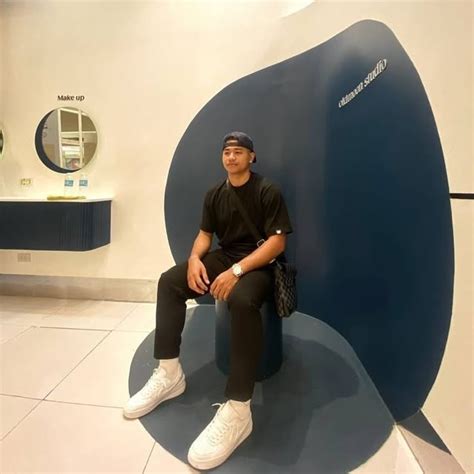 Cjay Hernandez Cjayrami • Threads Say More Cjay Hernandez Cjayrami • Threads Say More