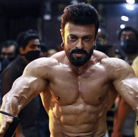 സഹകരിക്കുന്ന കൂട്ടുകാരികൾ ഉണ്ടെങ്കിൽ പരിചയപ്പെടുത്താൻ റിയാസ് ഖാൻ ആവശ്യപ്പെട്ടു ആരോപണങ്ങളുമായി