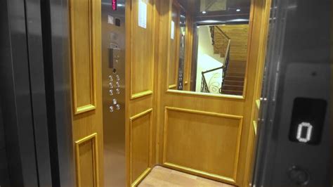 1 100 Elevator Open Stock Videos And Royalty Free Footage Istock