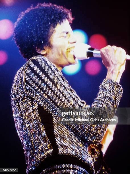 Michael Jackson 1980 Photos And Premium High Res Pictures Getty Images