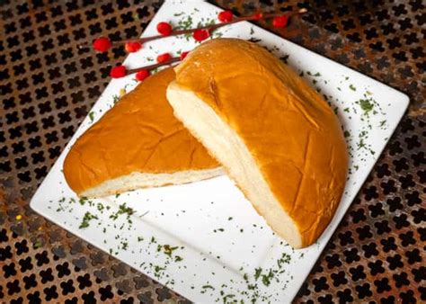 Coco Bread Jerk Wings Cafe Restaurant In Ca