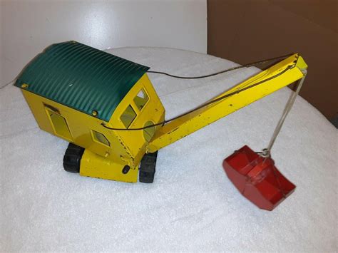 Vintage 1950s Structo Semi Truck With Low Boy Trailer And Steam Shovel