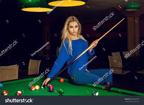 219 Sexual Cue 图片、库存照片和矢量图 Shutterstock