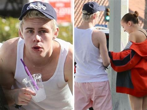 Celebrity Photos Instagram Posts And Paparazzi Snaps Au — Australias Leading News Site