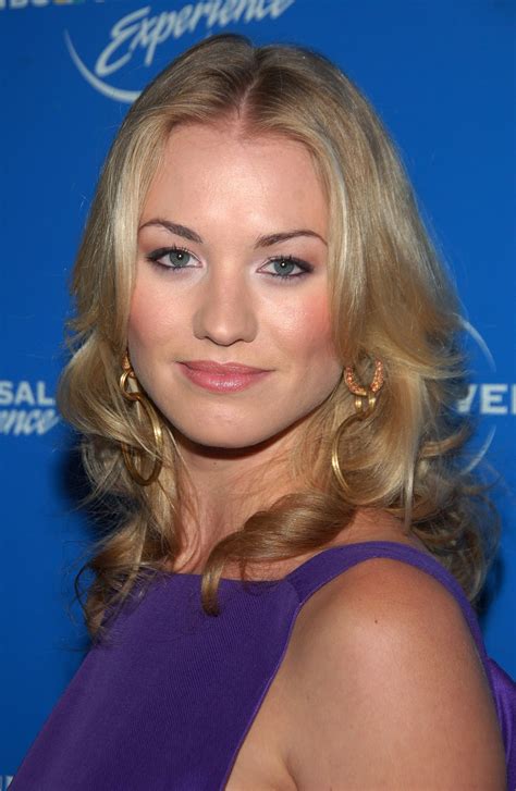 Yvonne Strahovski Pictures Gallery 9 Film Actresses