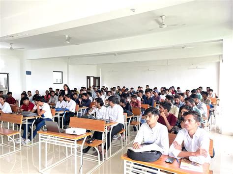 Arpita Tiwari On Linkedin Pythonprogramming Orientationworkshop Codingjourney