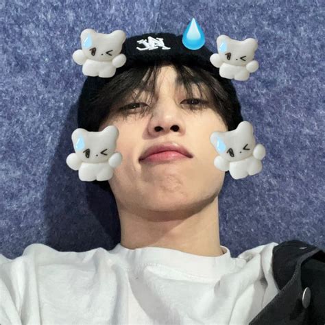 𓆩♰𓆪͏ In 2024 Cute Emoji Wallpaper Boyfriend Material Cute Cartoon