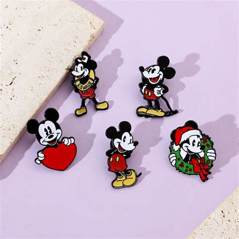 创意卡通可爱欧美人物第一代米老鼠胸针初代米奇金属百搭徽章配饰 阿里巴巴